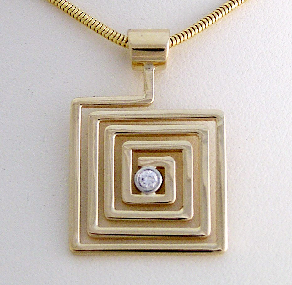 Viccellio Goldsmith | Viccellio Goldsmith & Fine Jewelry at Riverwalk ...